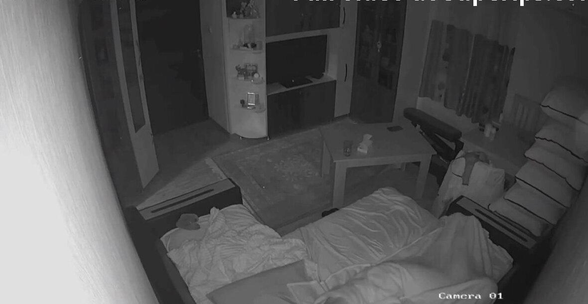 Caught On Hidden Camera Arab Hubby Fucks Two Slutty Chicks At Once • Femefun™
